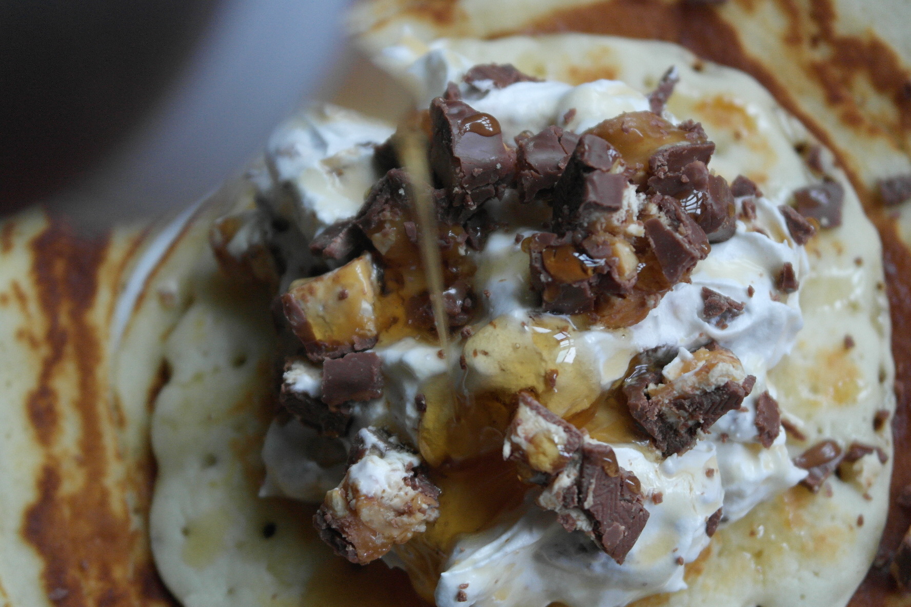 Snickers Football Buffet Bacon Pancakes ☕ Roasted Beanz